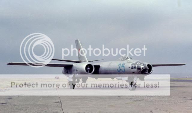 Ilyushin Il-28 "Beagle" - Trumpeter - 1/72 - PlastiBrasil.com ...