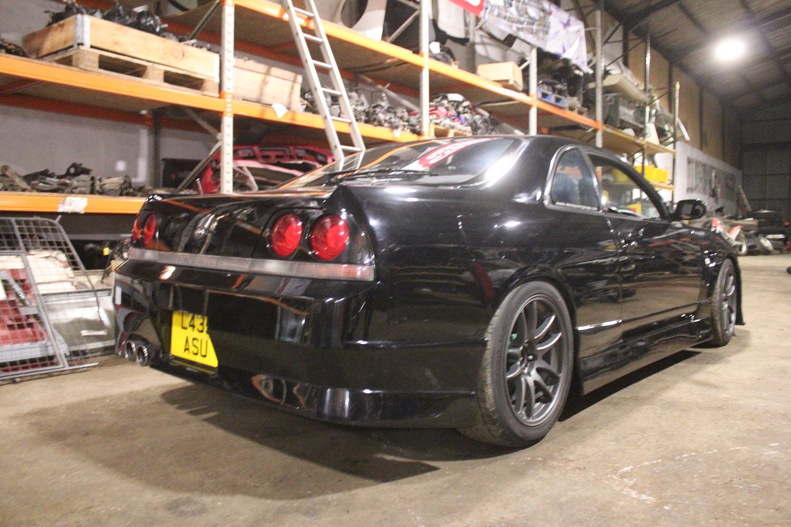 FOR SALE: Nissan Skyline R33-4 Bee*R