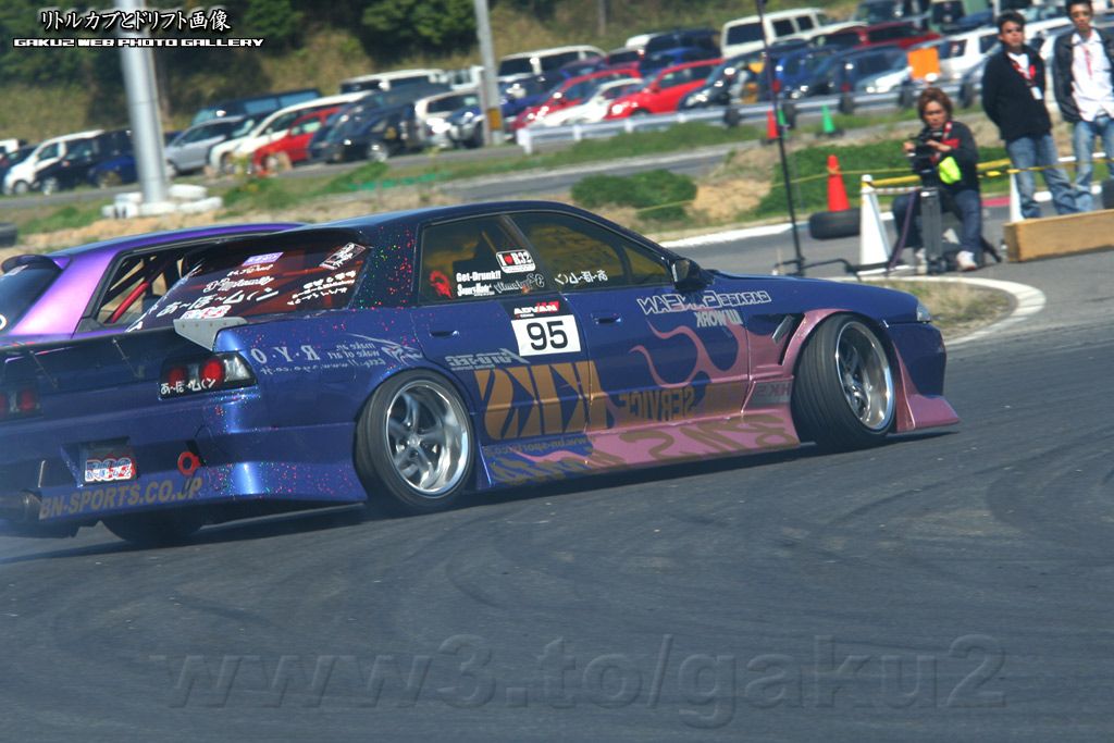 My r32 4 door daily drifter | Page 4 | Driftworks Forum