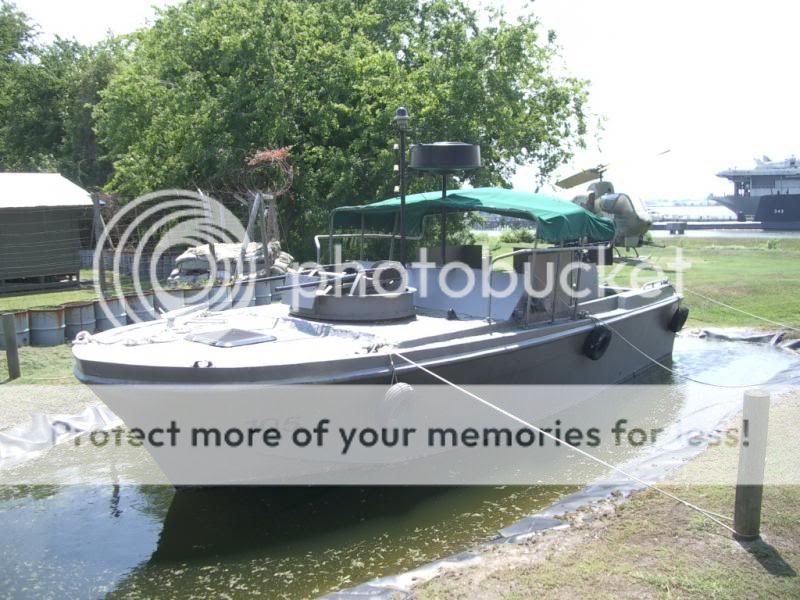 1973 Uniflite 27 Express for sale | Bloodydecks